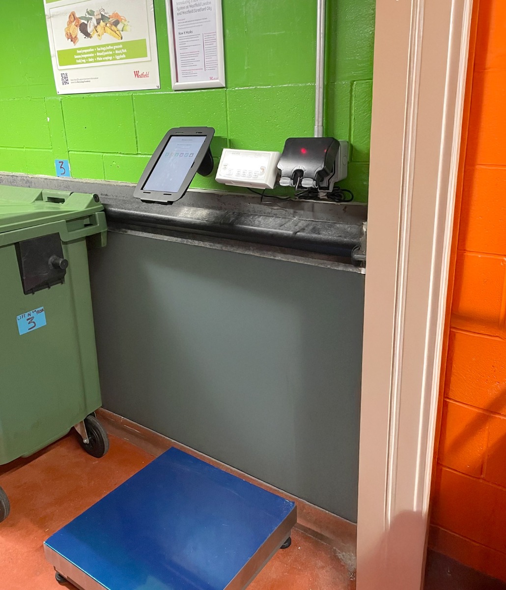 Leveraging Enclosures to Enhance Carrot’s Waste Management Solutions